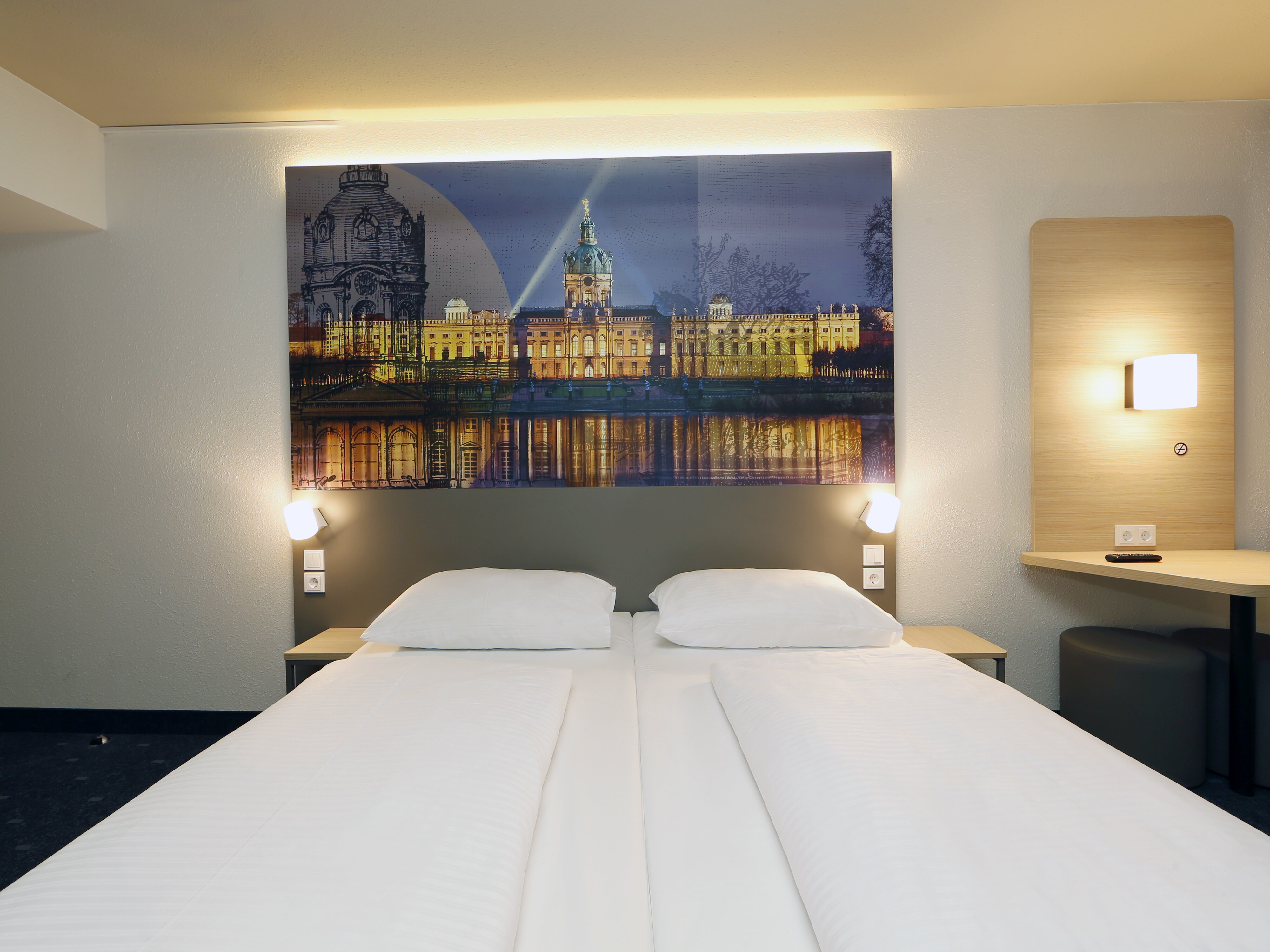 Explore West Berlin's Comfort | B&B HOTELS