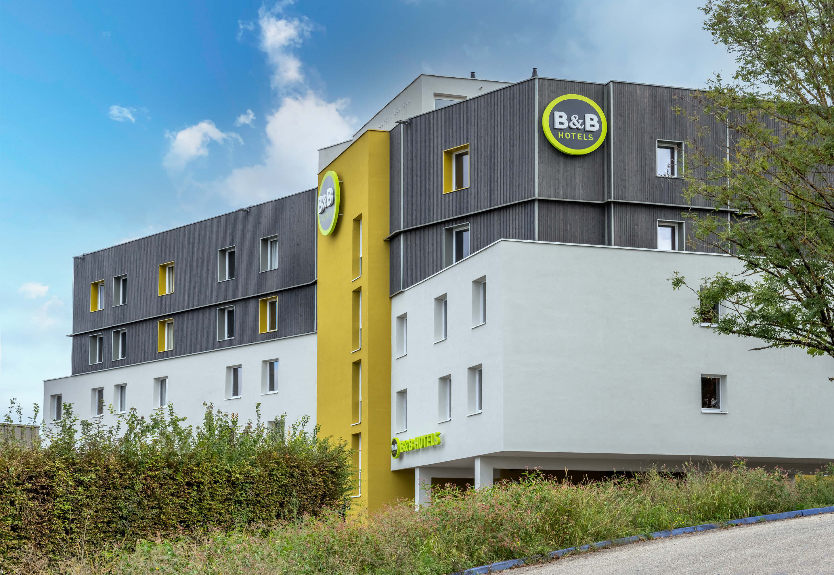 B&B HOTEL Annecy Cran-Gevrier: a comfortable hotel just a stone's throw ...