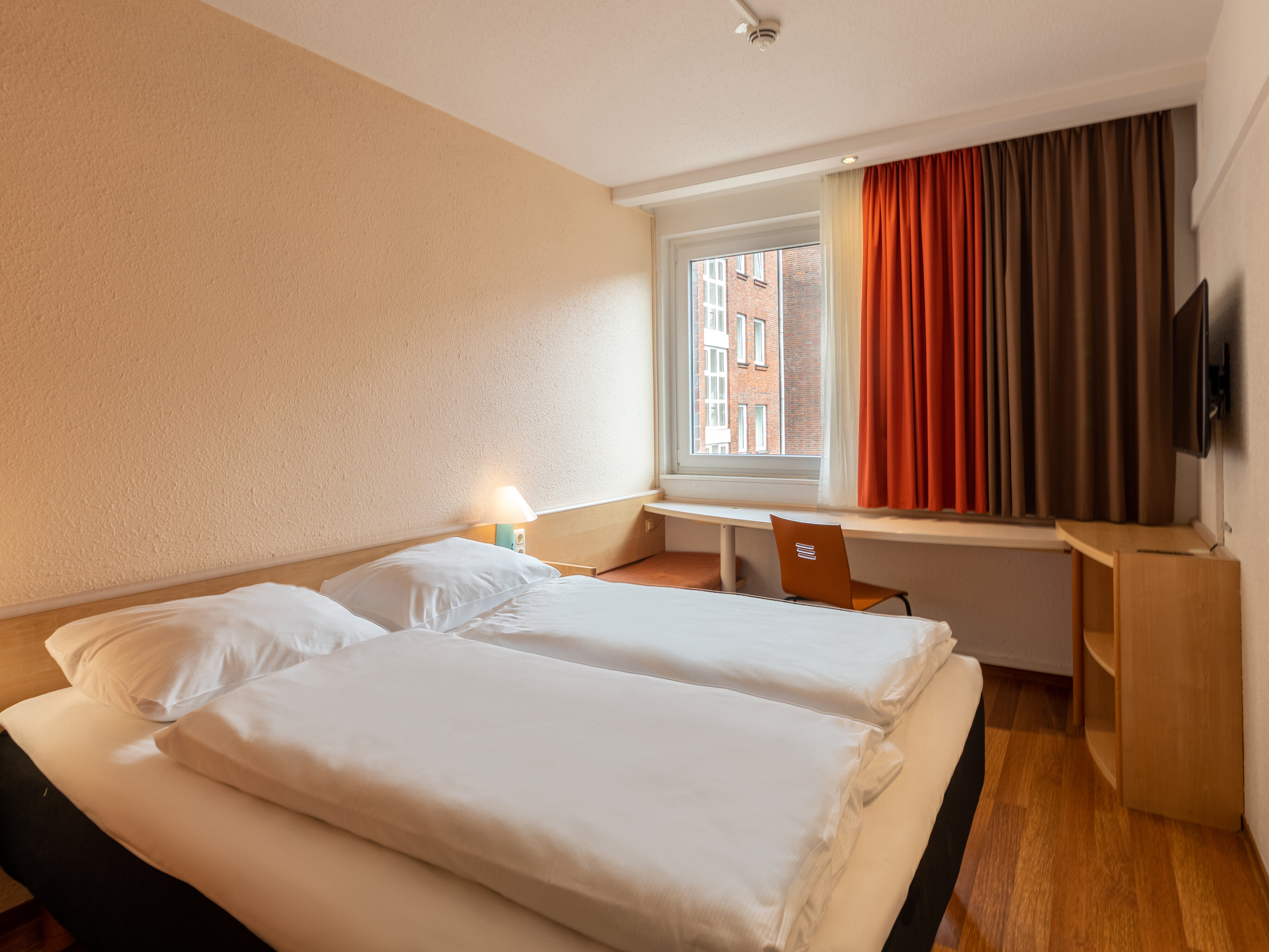 Bezahlbarer Aufenthalt in Duisburg Hbf-Nord | B&B HOTELS