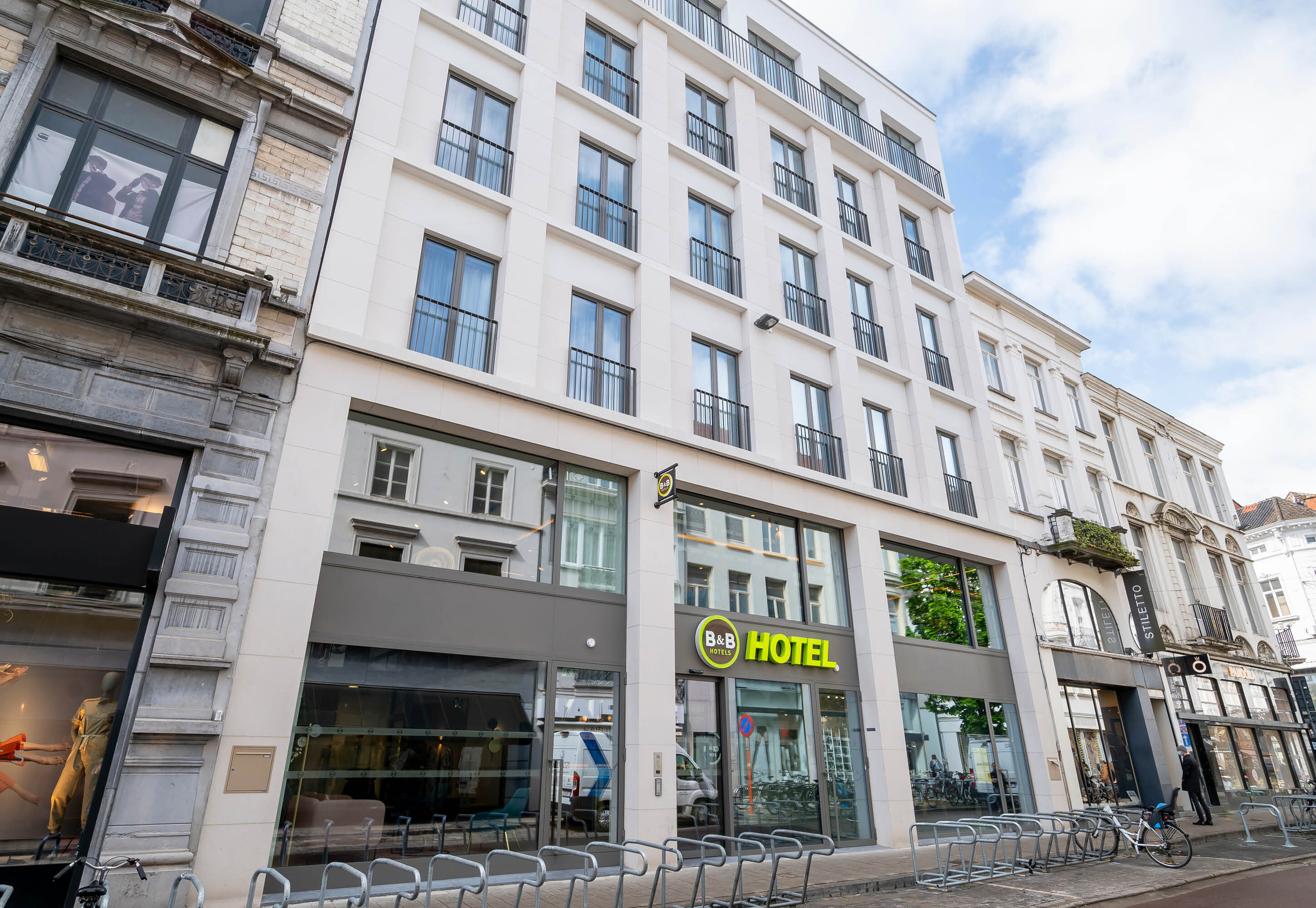 Book our B&B HOTEL in Ghent Centre, near the railway station. B&B HOTEL ...