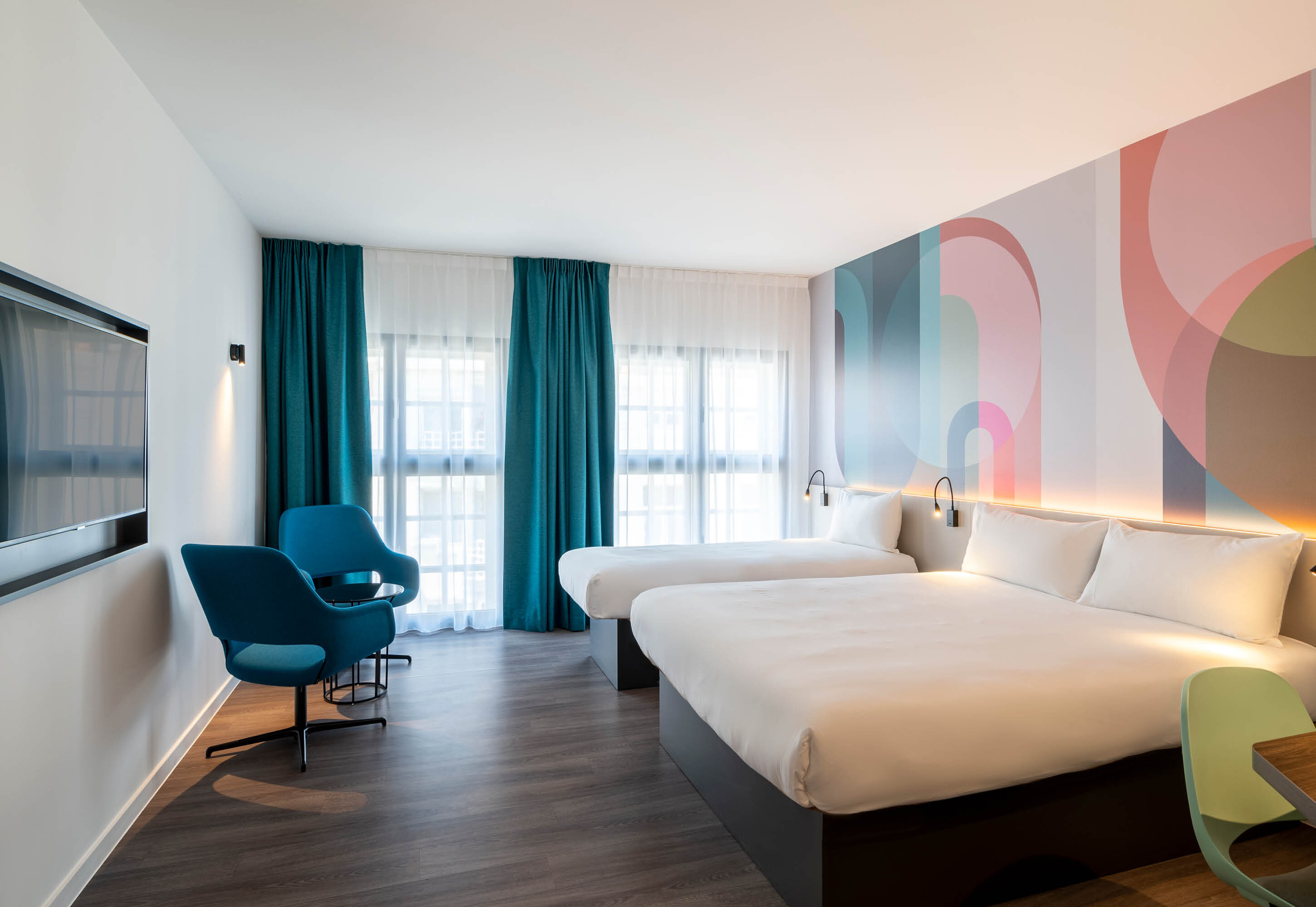 Gent von Ihrem BB&B HOTEL Gent Centrum Zimmer einfach entdecken