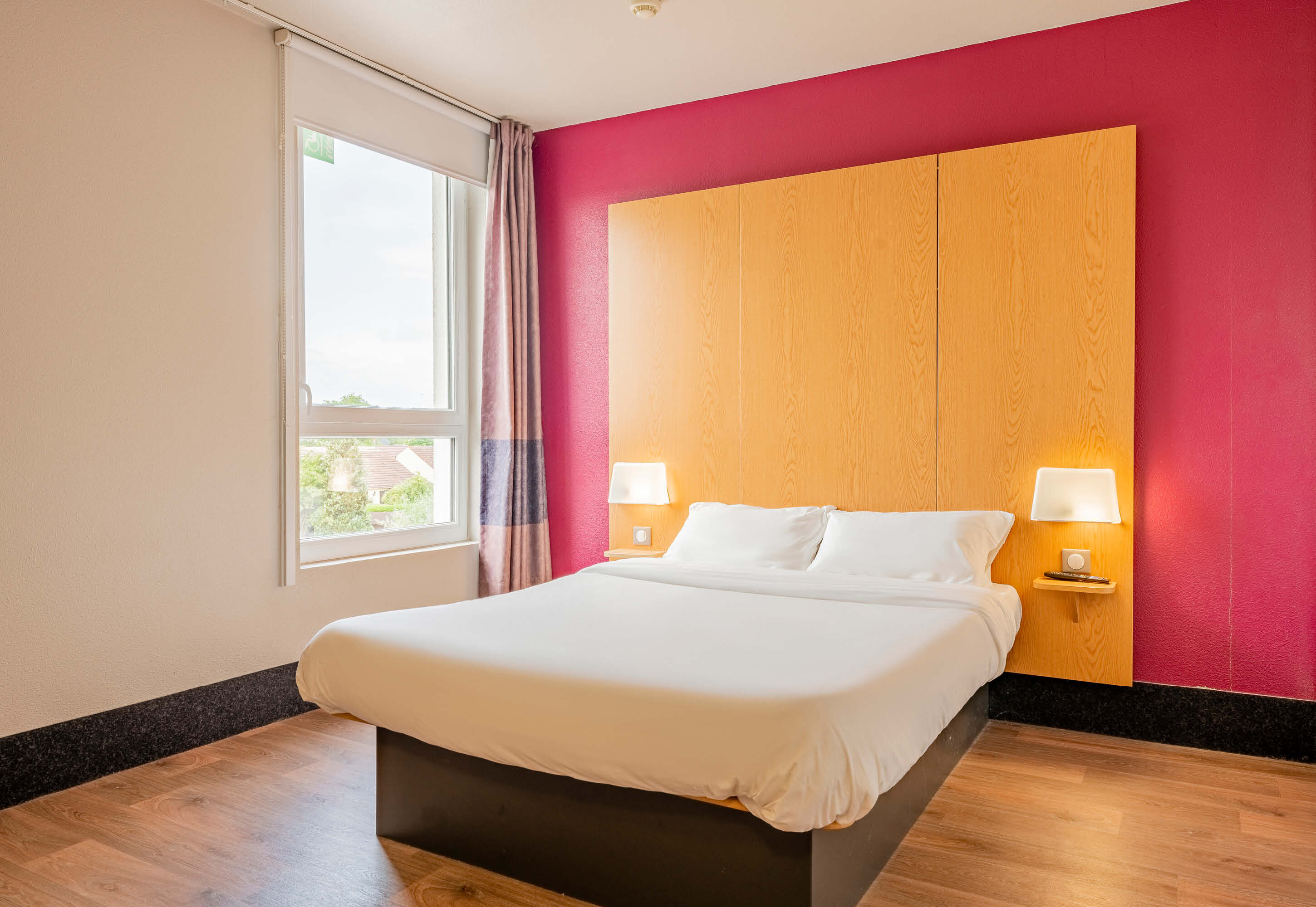 B&B Hôtel Lens Musée du Louvre, proche de la gare et du centre