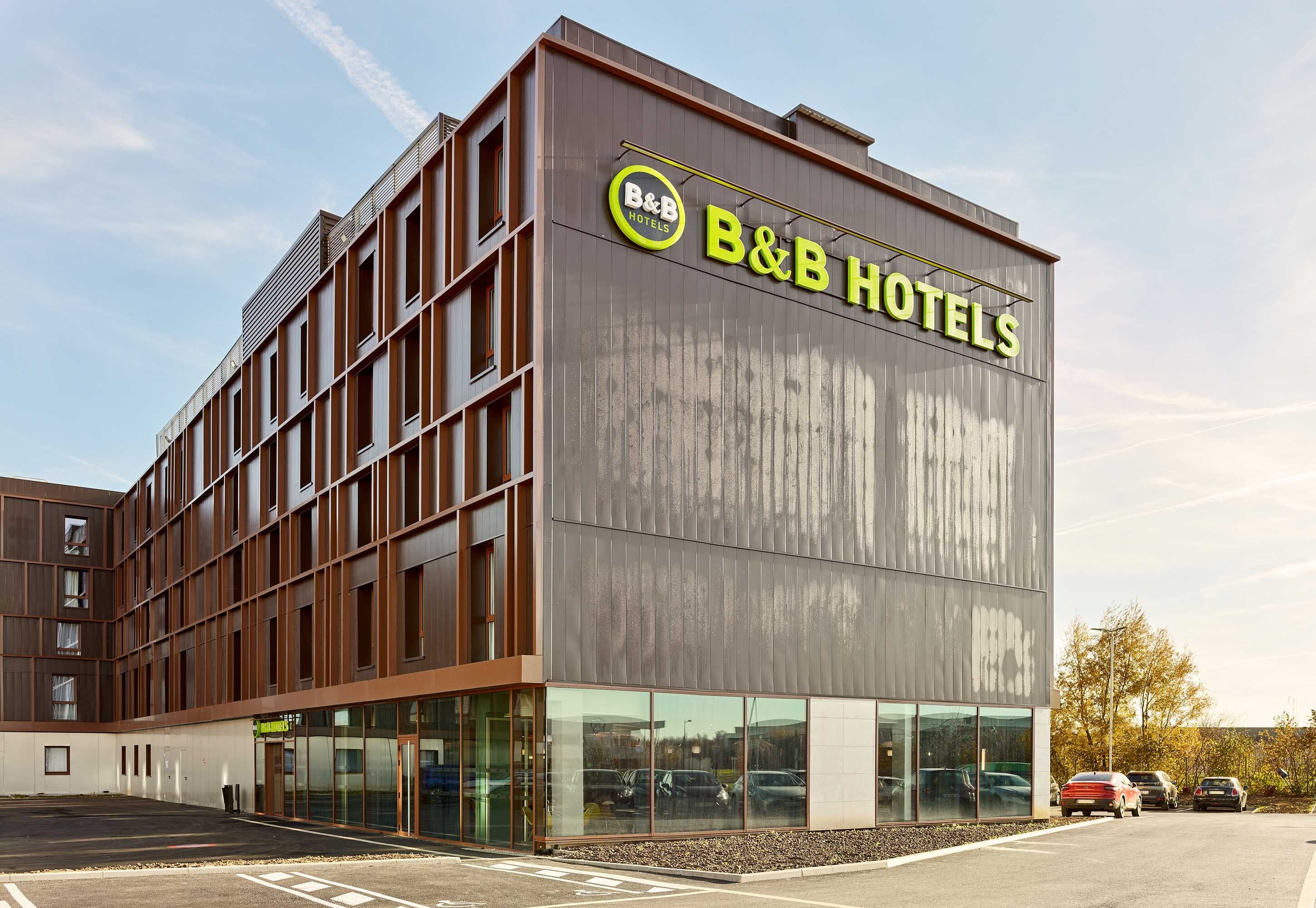 B&B HOTEL Marne-la-Vallée Val d'Europe: a truly comfortable hotel close to Disneyland® Paris and ...