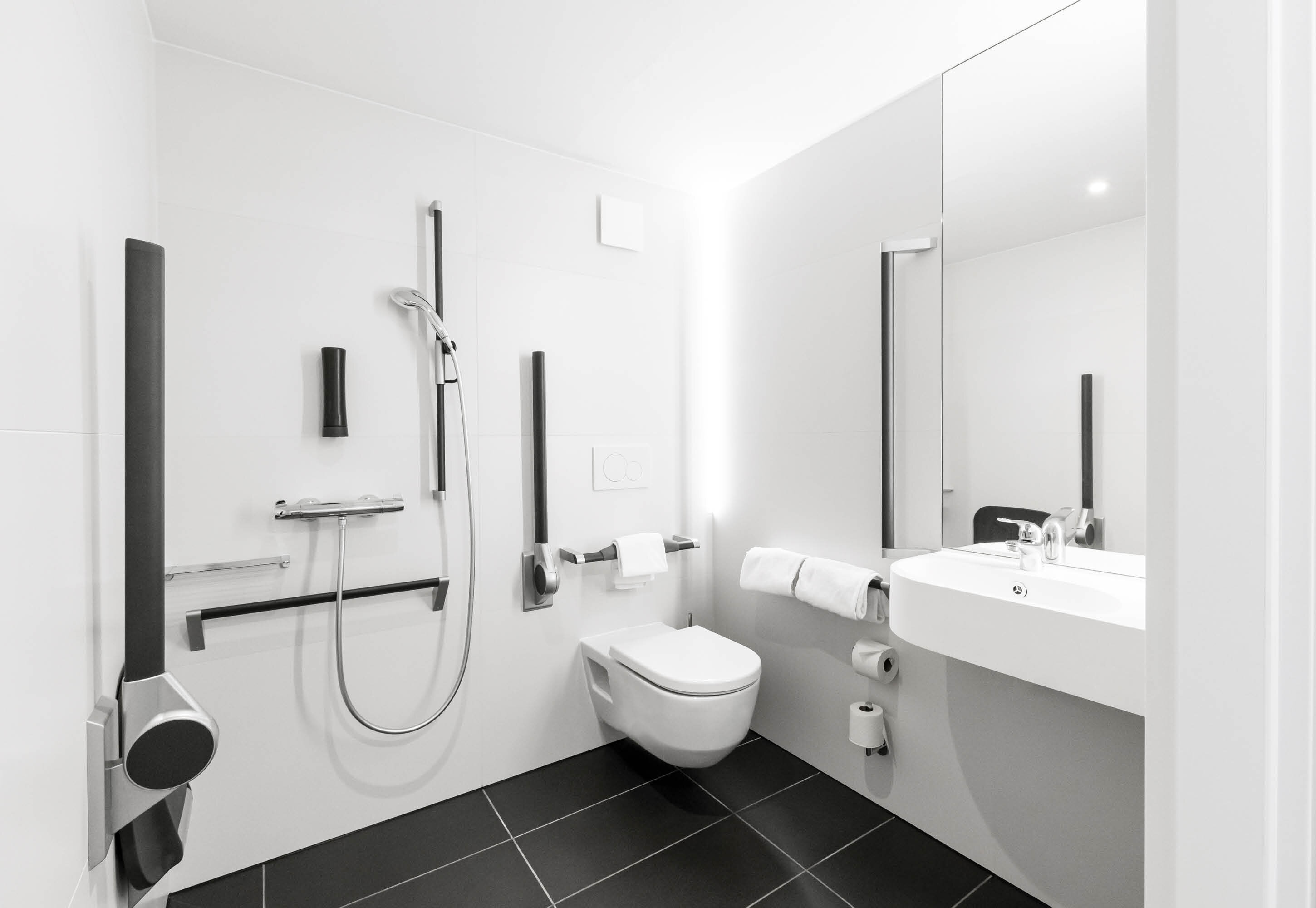 Hotel Nyon: A great base for exploring all Geneva and its lake has to ...