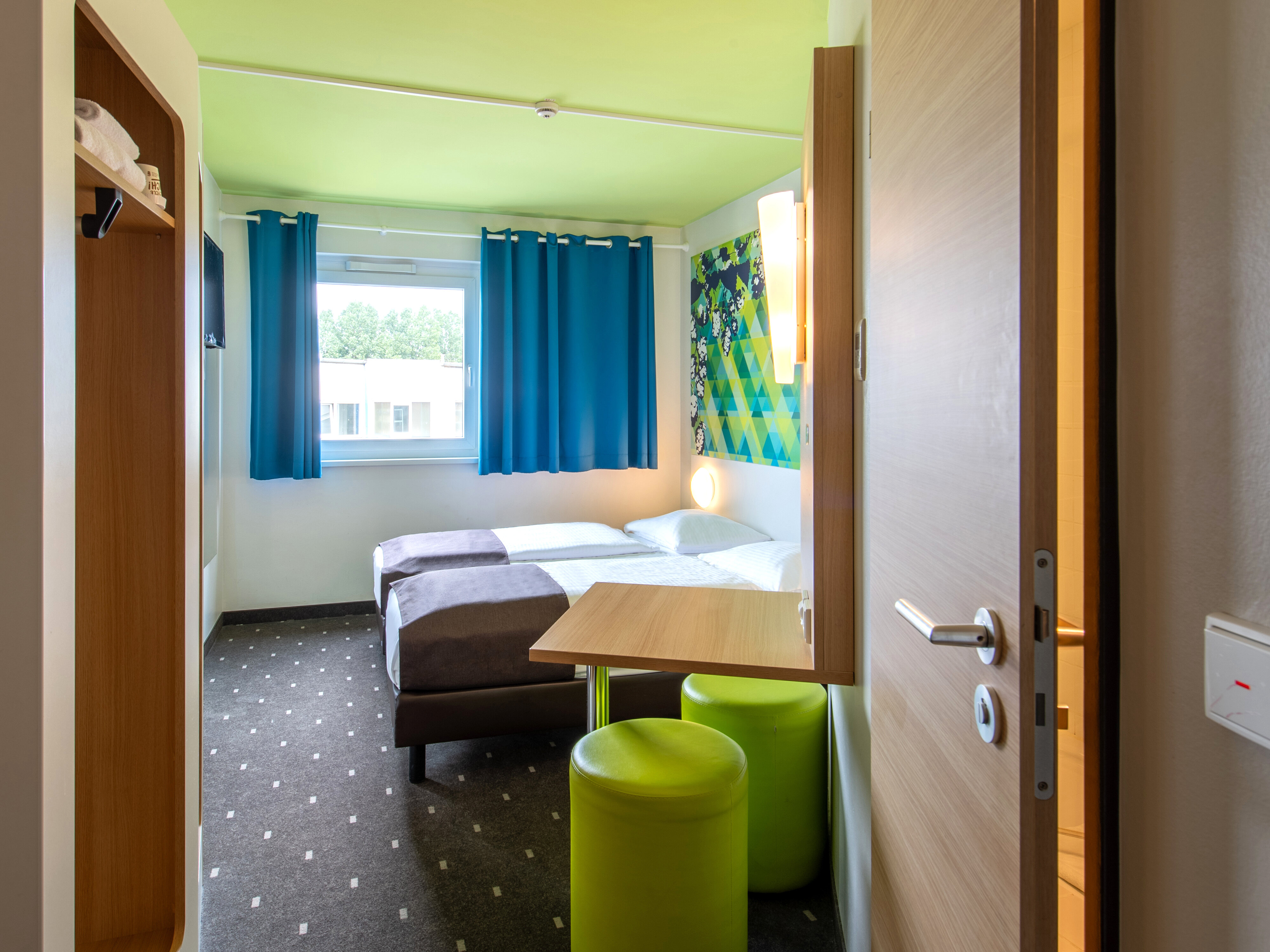 B&B HOTEL Erlangen-Süd I Günstiges Hotel in Erlangen | B&B HOTELS